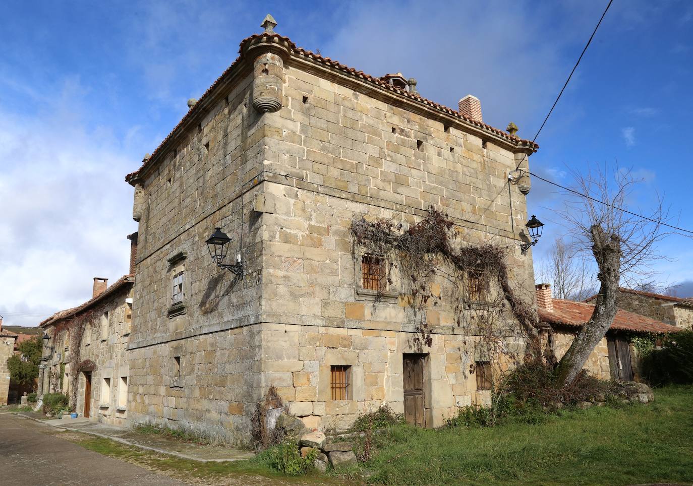 Fotos: La localidad de Canduela, en Palencia, próxima a ser declarada ...