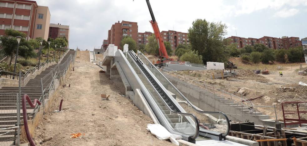 Valladolid: Instalan las escaleras mecánicas que acompañan al primer ...